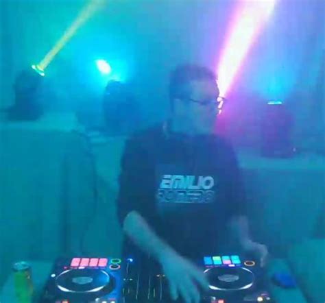 ¿cuánto Cuesta Un Dj Para Fiestas Y Bodas Precios En 2026