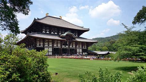 Todaiji Temple Pillar