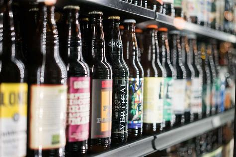 Santa Cruz Bus Tour Offers Views Of The Brews