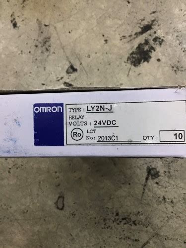 Omron Ly2n J 24vdc ราคา 1 950 บาท