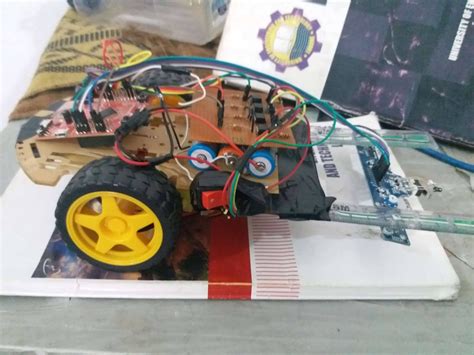 Line Following Robot Using Tiva Microcontroller Tm4c1233h6pm 3 Steps