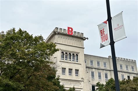 A True Bradley Queen The Life And Times Of Lynne Kimoto Madden The Bradley Scout