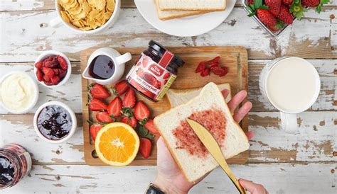 Sjcookies Bila Nampak Roti Kosong Ni Disapu Jem Strawberi Teringat Ingat Jem Strawberi Yang