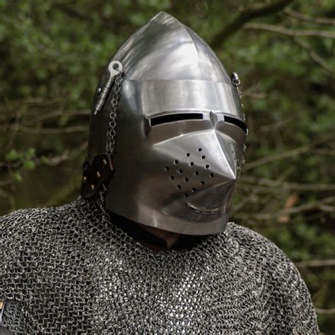 Houndskull Bascinet Ad 1390