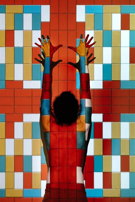 Inside The Grid Scrolller