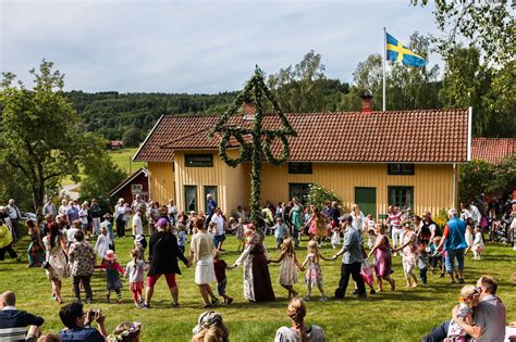 Midsummer Midsommar Festival Traditions And History Britannica