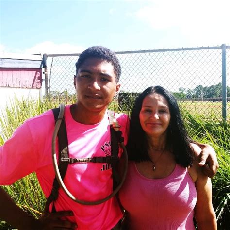 Lori Steiner Waitress Gioandjoe Linkedin