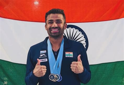 Teamindia Niranjan Mukundan