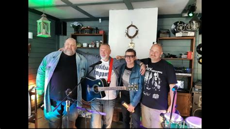 Квартирник у Найденова в Вырице Анатолий АртАндрей Сысоев Евгений Петухов Лето 2019 год