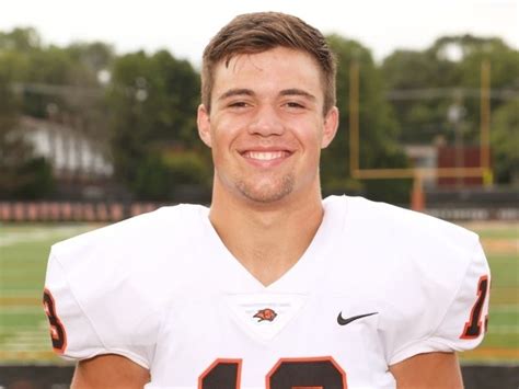 Three Lhs Football Players Earn Wfpa Coach Kuz Leadership Award