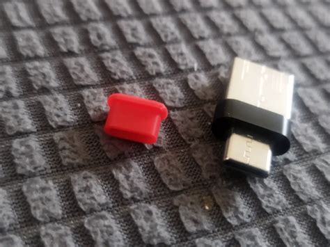 The Tiny Usb C Cover By Claudio Cloclo Makerworld Download Free 3d