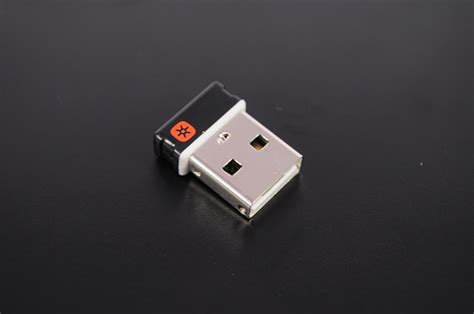 羅技 無線觸控板 Wireless Touchpad 開箱分享 一手多指流暢操作 Sinchen 3c 部落格