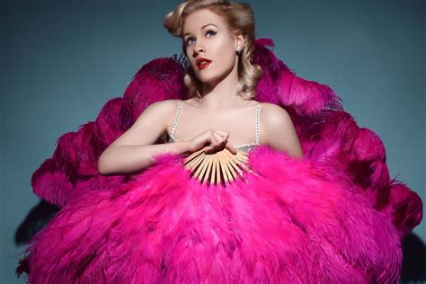 Burlesque Workshop Experience Oxfordshire