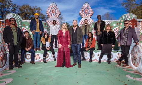 Tedeschi Trucks Recruits Trey Anastasio And More For Garden Parties
