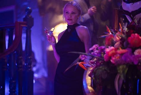 Голий пістолет фільм 2025