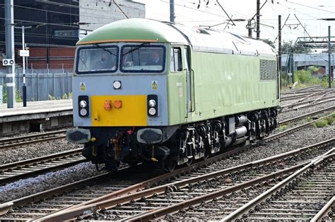 Class 69 No 69010 In Undercoat At Doncaster 1 £100 Picclick Uk