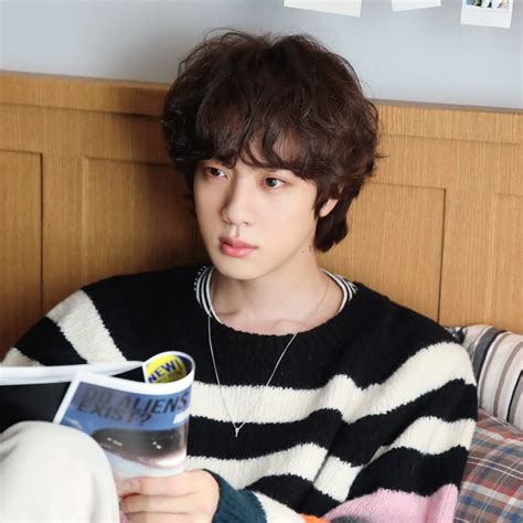 Pin By Jess On Ksj Kim Seokjin Seokjin Jin