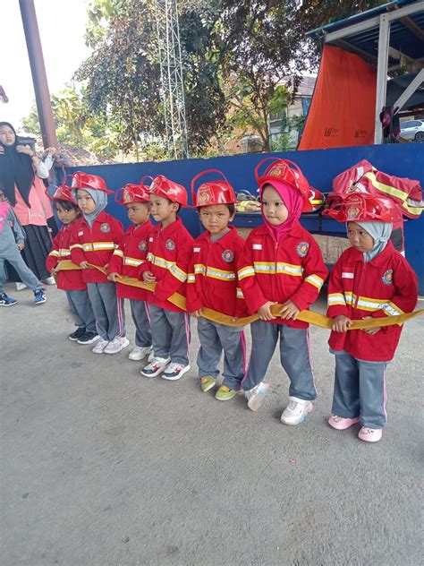 √keseruan Outing Class Tk