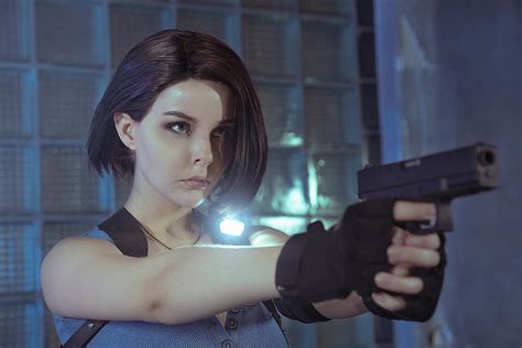 Jill Valentine Cosplay By Helly Valentine Scrolller