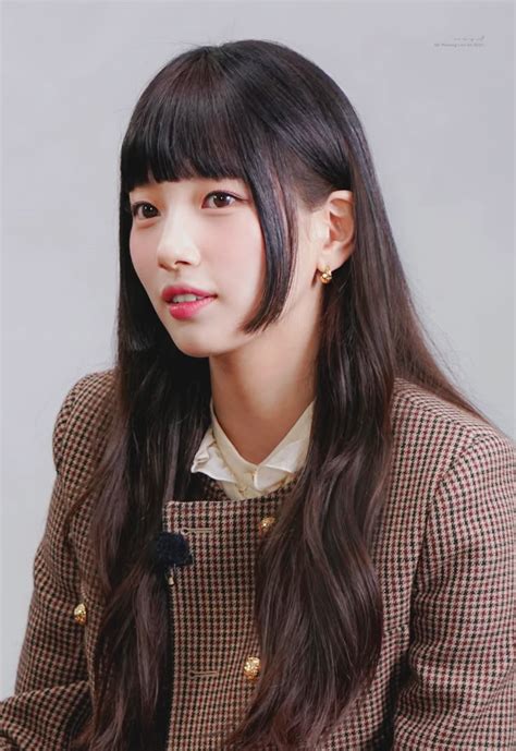 Bae Suzy💙에 있는 Purey님의 핀 사람