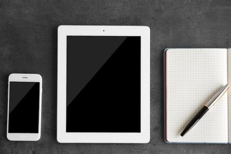 Premium Photo Office Table Flat Lay