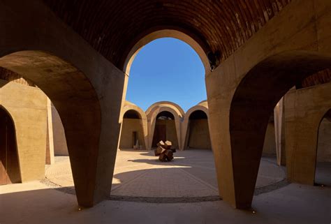 Vinícola Pictograma Circular Winery Blending Architecture And
