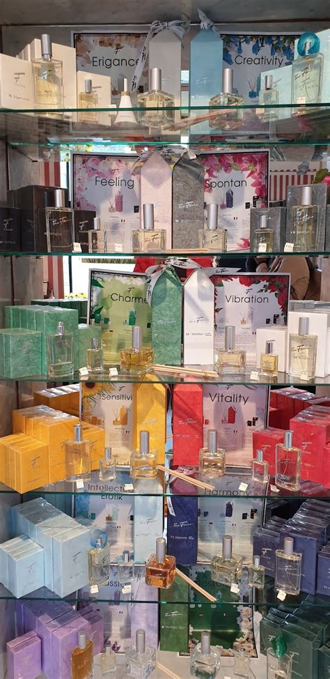 Лягушка путешественница : Кёльн: "Музей духов в Доме Фарина, одеколон ...