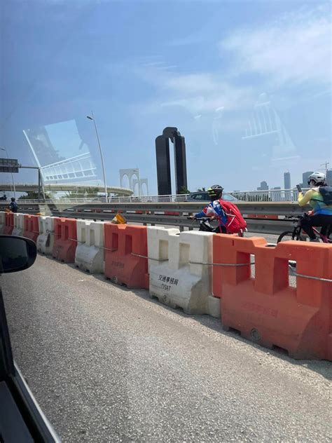 內地旅客西灣橋踩單車被治安警檢控 濠遊天下 Macau On Journey