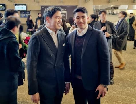 정용진 아내 독주회서 장남 해찬씨 첫 소개그룹 입사 임박했나 │ 매거진한경