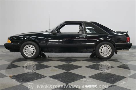 Mustang Negro 1989