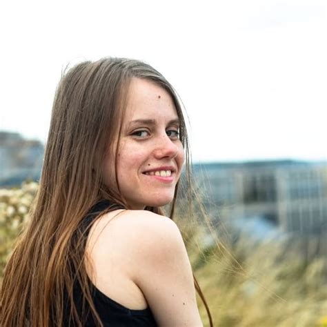 Я так вчора поляку пояснювала що Jest Kołdra Ale Ona Nie Leży Normalnie A Wygląda Tak Niby