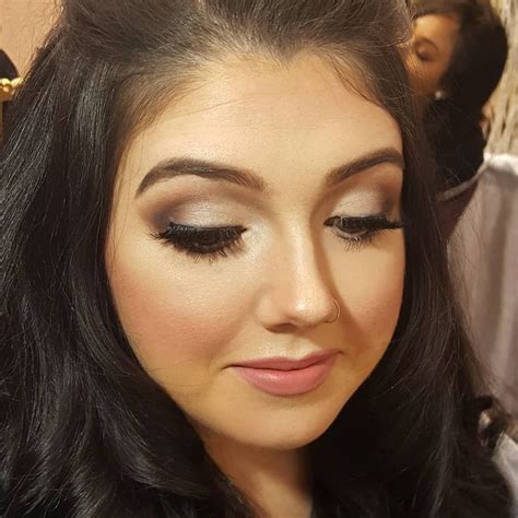 Glowy Makeup For Brides Pink Lipstick💖 Bride Makeup Bridal Makeup