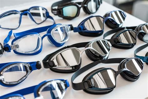 6 Different Types Of Swimming Goggles Features And Pros