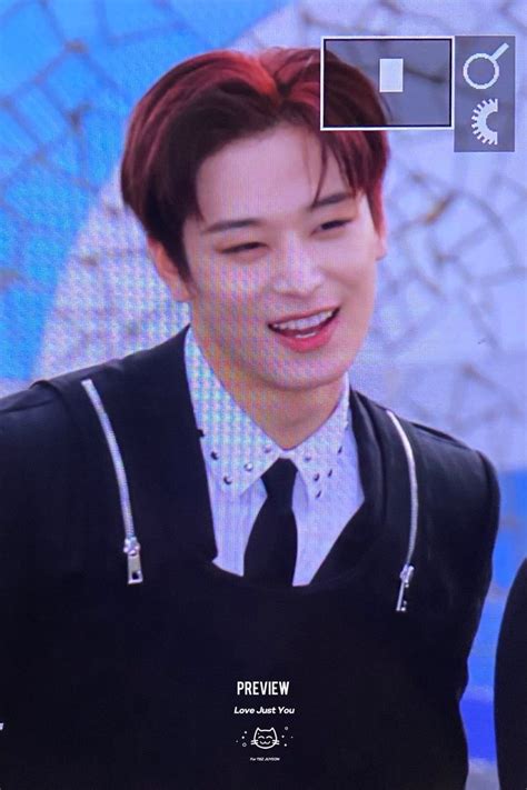 Pin By 더비 On 천재고양이 Movie Posters Movies Poster