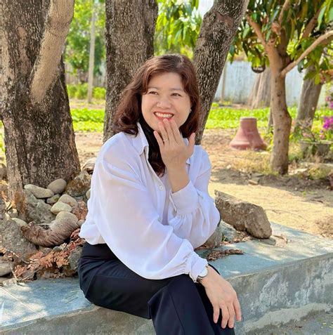 Bùi Thị Ngọc Huệ Bùi Thị Ngọc Huệ