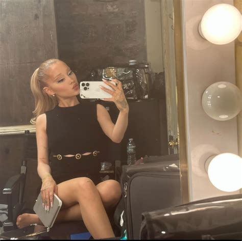Ariana Grande Speil Selfie Ariana Grande Impersonations Musical