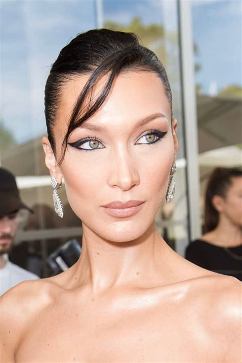 Pin By Monartdelle On Quick Saves Bella Hadid Makeup Bella Hadid