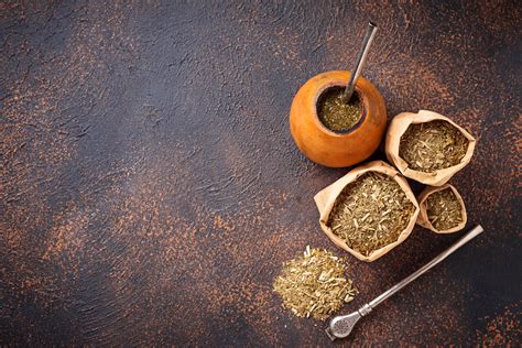 Yerba Mate Con Calabaza Y Bombilla Foto Premium