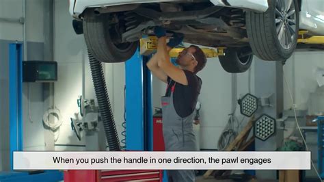 Socket Wrench Vs Ratchet Wrench Whats The Difference¿