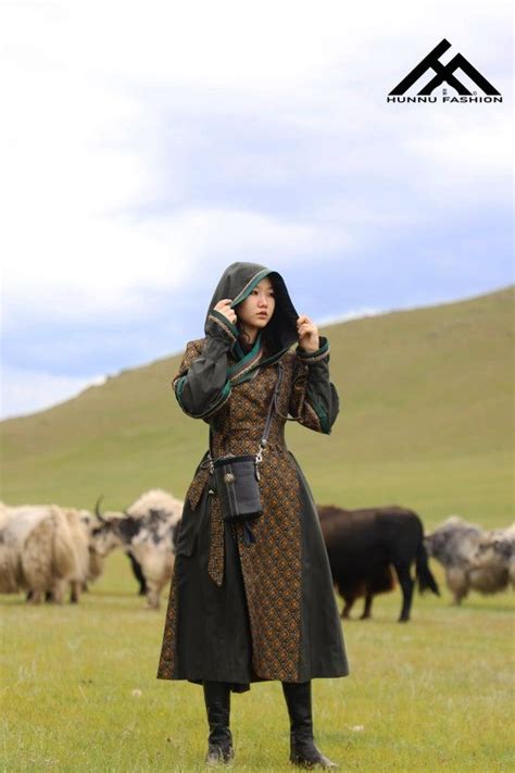 Mongolian Deel Traditional Costume By Hunnu Fashion Unique Etsy