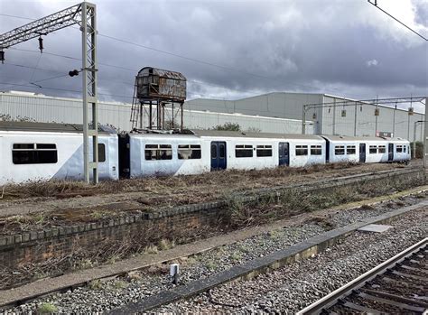 Photo Of 321429 At Rugby — Trainlogger