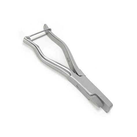 Ear Notcher V Cut Small