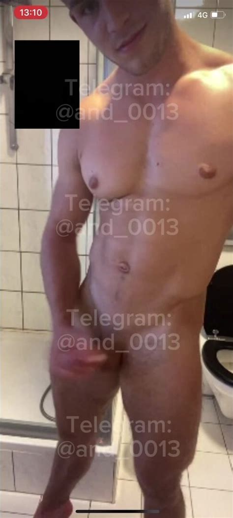 Straight German Bodybuilder Influencer Baited 日本語で