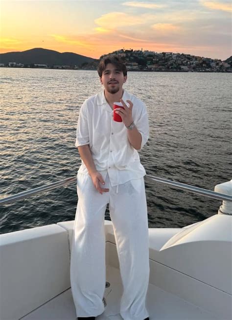 ¿quién Es Willito El Streamer Peleará En Supernova Génesis