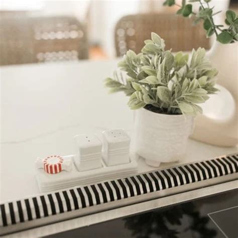 Peppermint Dreams Mini Country Classics