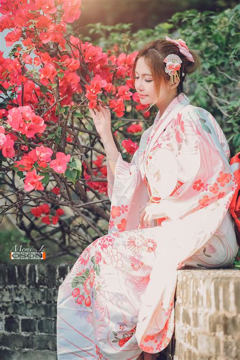 Memi Lin 8 10 Photo Sharing Network