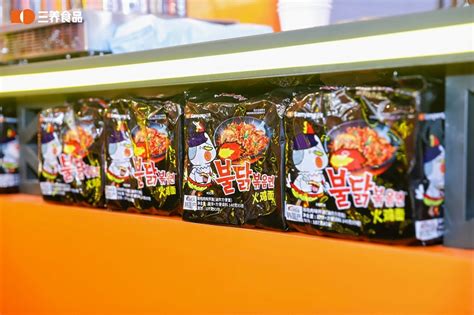 靠一杯火鸡面，三养如何敲开大学生宿舍的 美食大门” 环球时讯