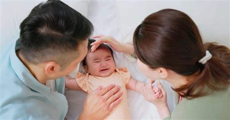 Có những bé cả tuần không đi ị mẹ đã biết về giai đoạn giãn ruột ở trẻ