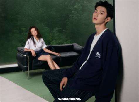 陈哲远梁洁七夕大片释出 二人指尖缠绕氛围拉满 搜狐大视野 搜狐新闻