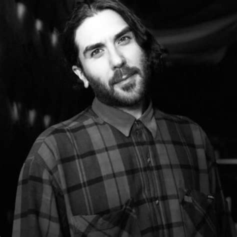 تیوال معراج بیات